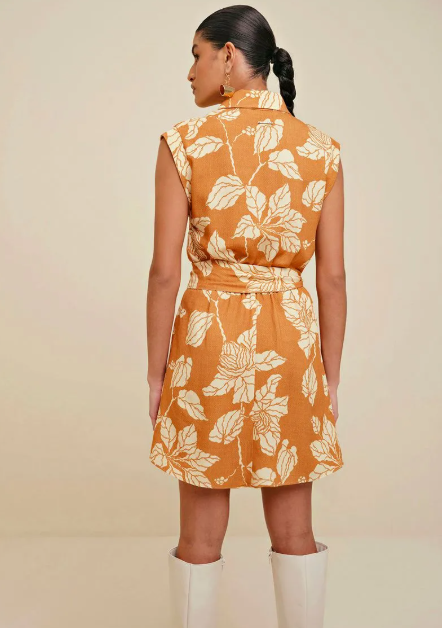 Vestido Morena Rosa Curto Gola Camisa Com Faixa Laranja - LaCore