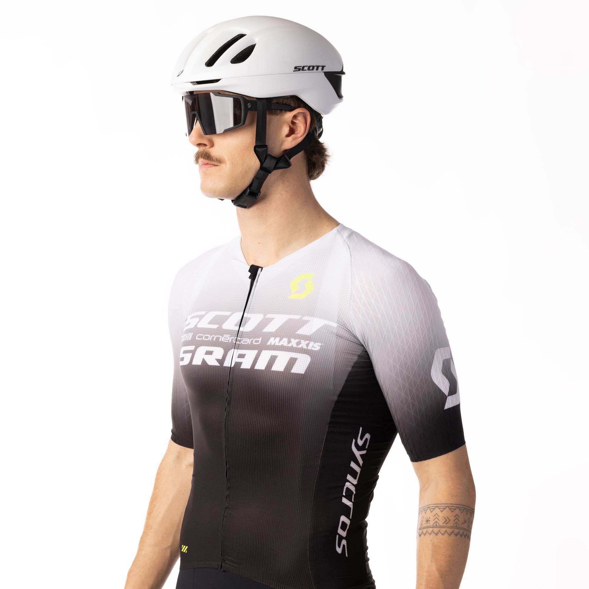 Capacete Scott Cadence Plus Mips White/Black - Revolution Bikes: Scott ...