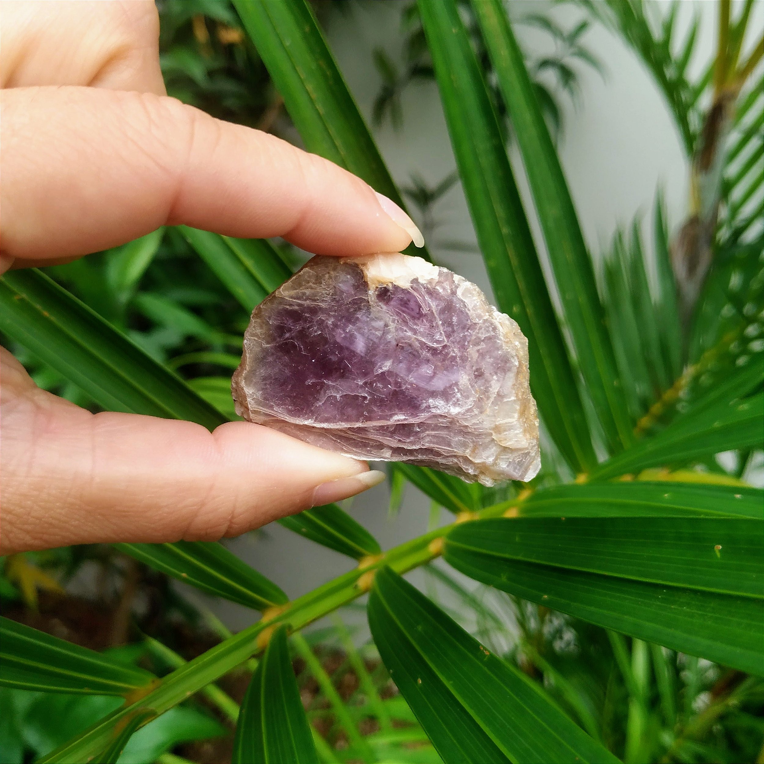 Pedra Bruta Mica Roxa Natural - Patuá Cristais