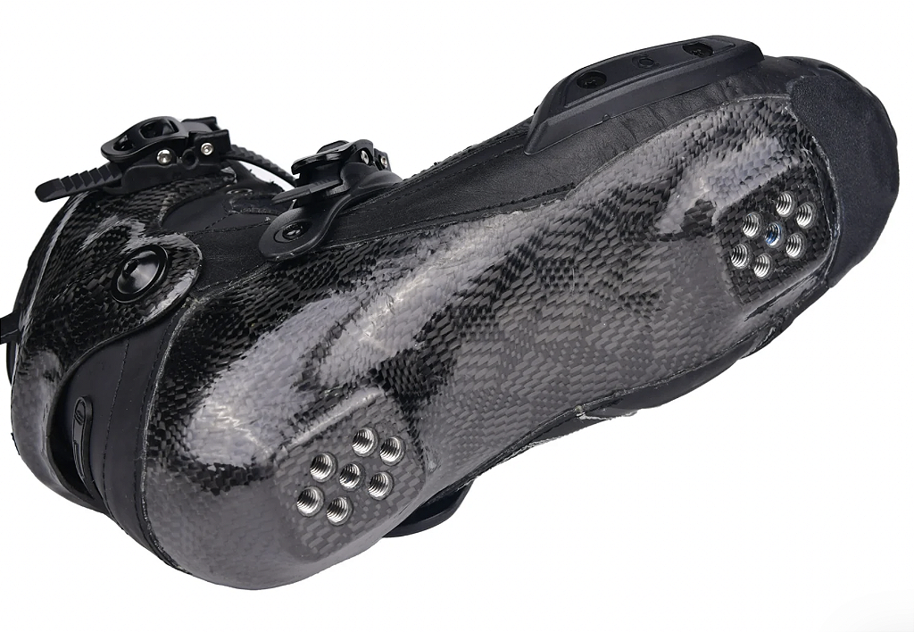 Bota Micro Delta Force - Carbon Black - Koncept Inline