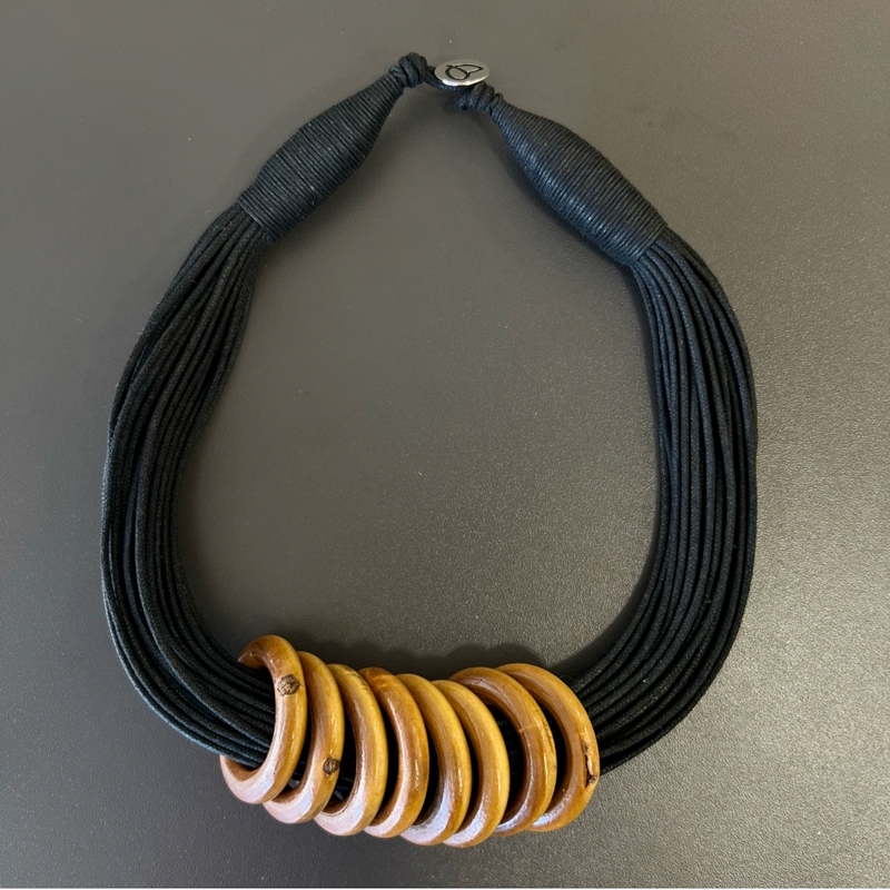 Colar Design Natural algodão preto CO 1481 - Muzazen - Semijoias e ...