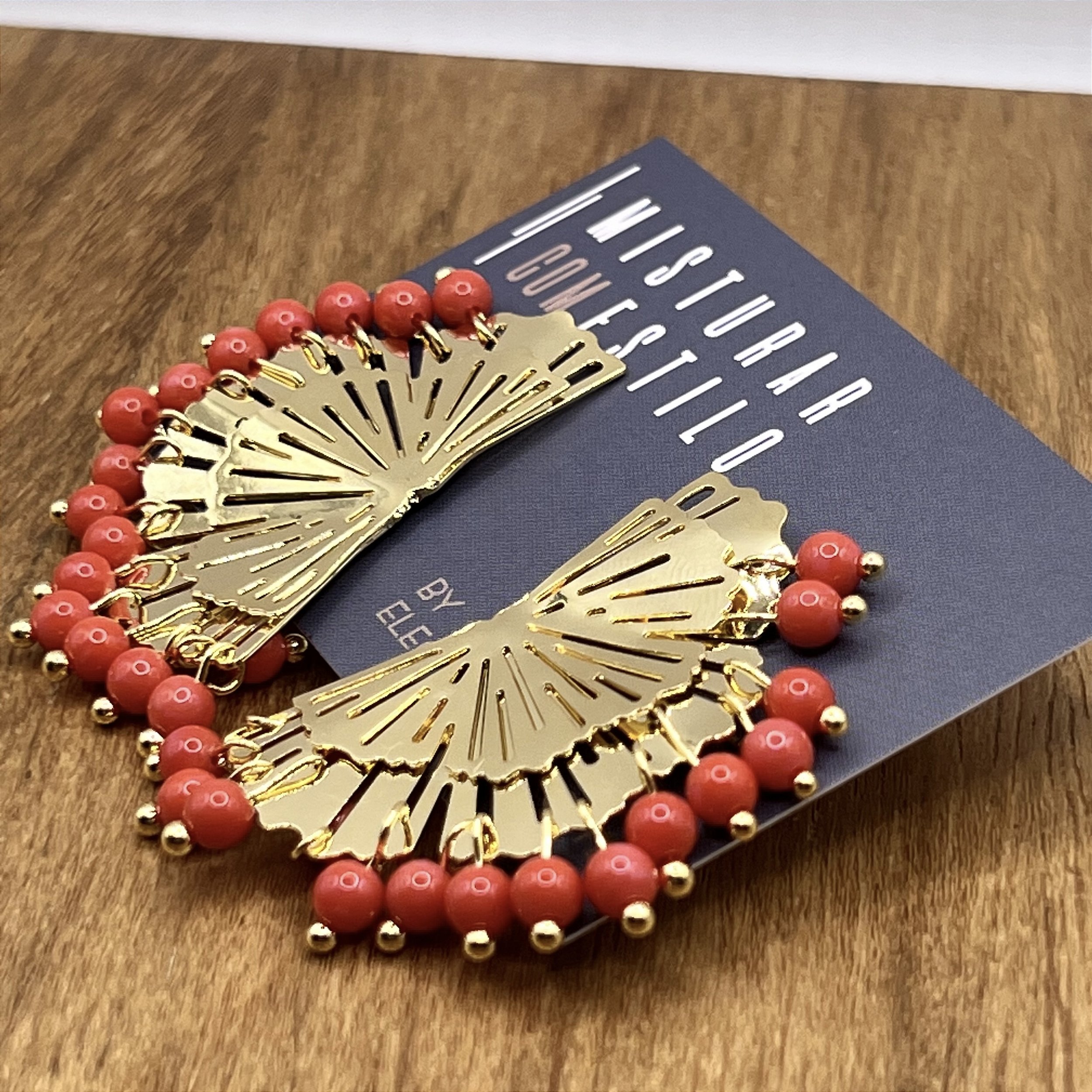 Brinco Leque Cora - Coral - Misturar com Estilo - Acessórios exclusivos ...