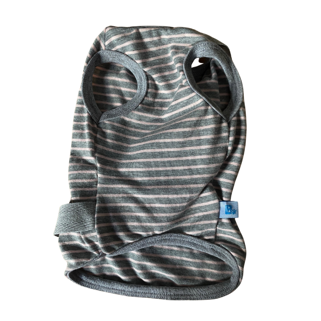 Camiseta com pochete para cão ou gato - Roupa para Pets | Fantasias ...