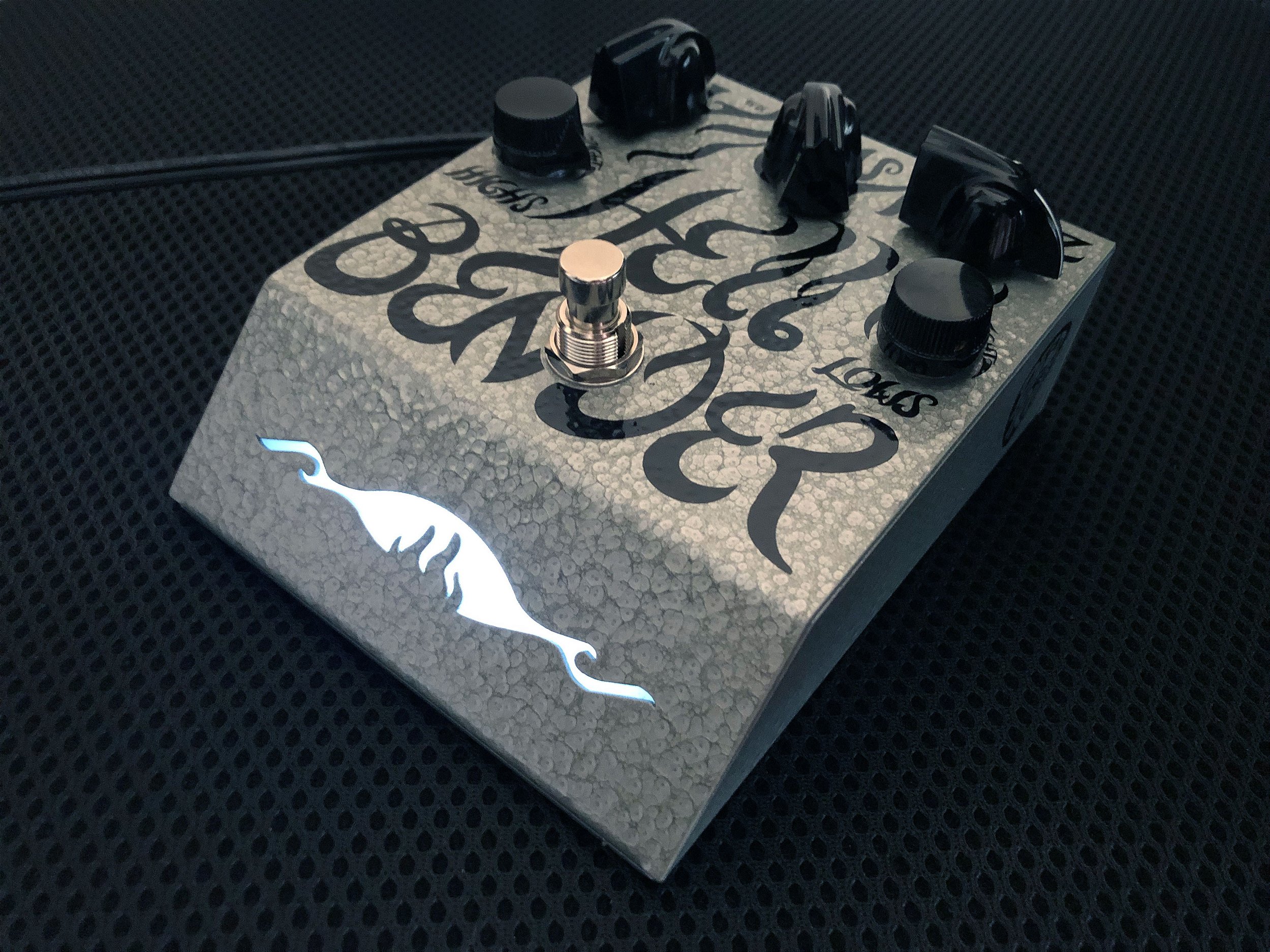 DEEP TRIP HELLBENDER "LEAD MOD" FUZZ - Deep Trip Pedals