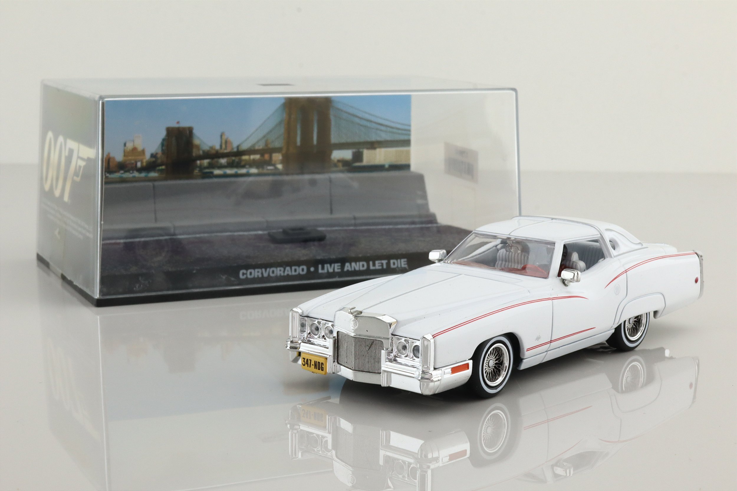Coleção James Bond 007 Eaglemoss - Cadillac Corvorado - 007: Viva e ...