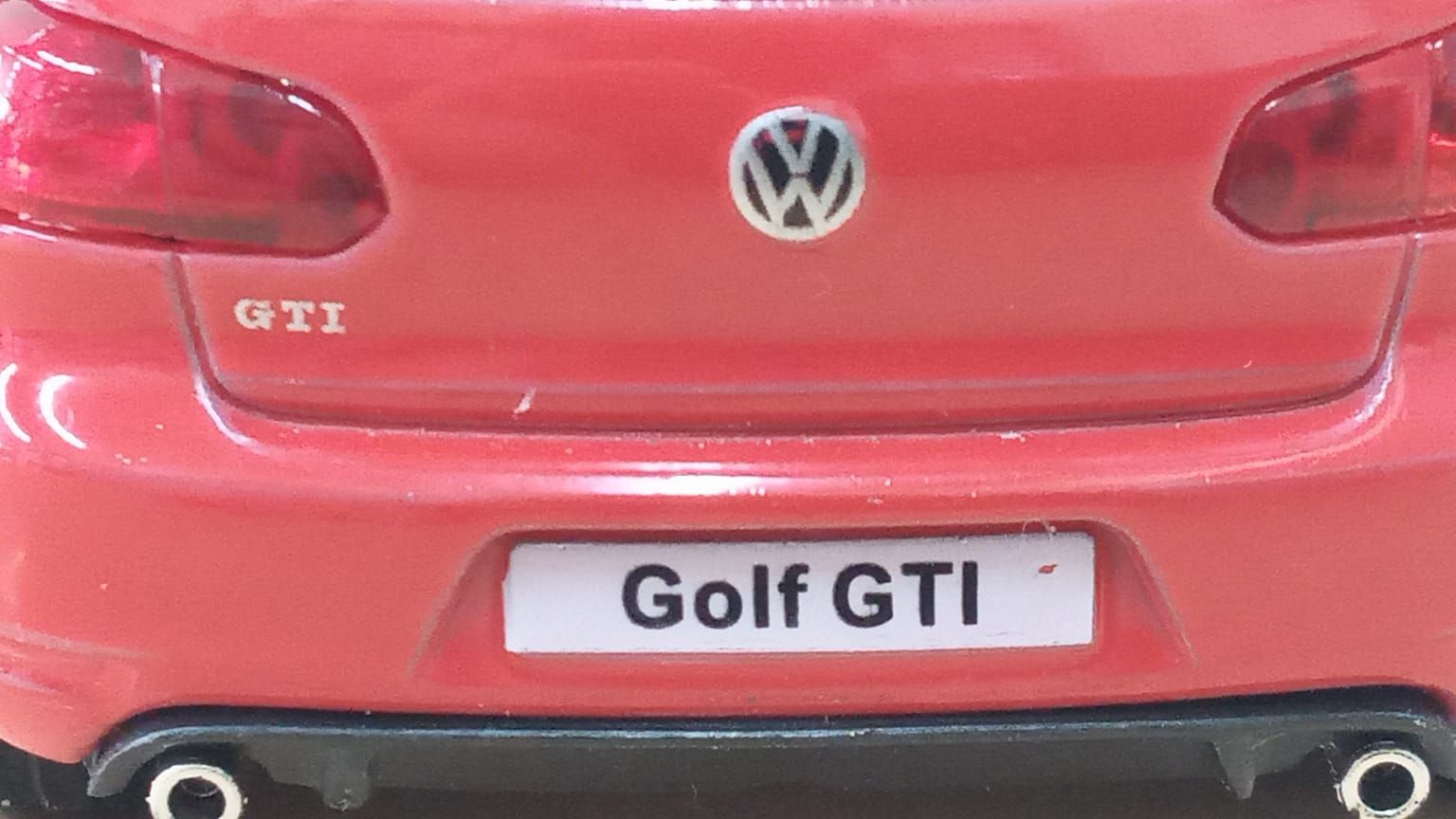 Uni Fortune - Volkswagen Golf GTi (Sem Caixa) - 1/32 - HTC - MODELISMO