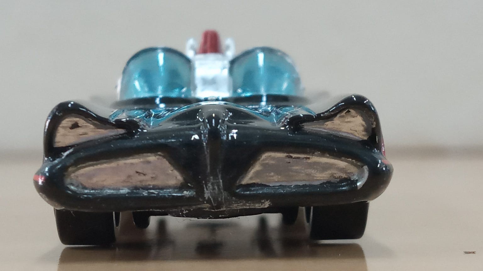 Hot Wheels - Batmobile versão 1966/1968 (Batman, Série Clássica da TV ...