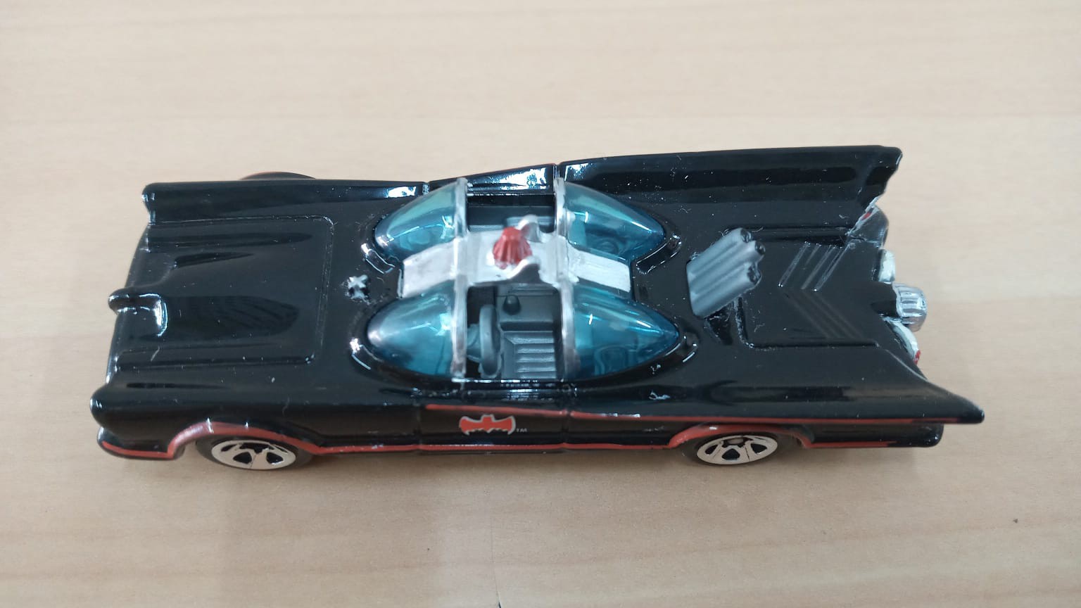 Hot Wheels - Batmobile versão 1966/1968 (Batman, Série Clássica da TV ...