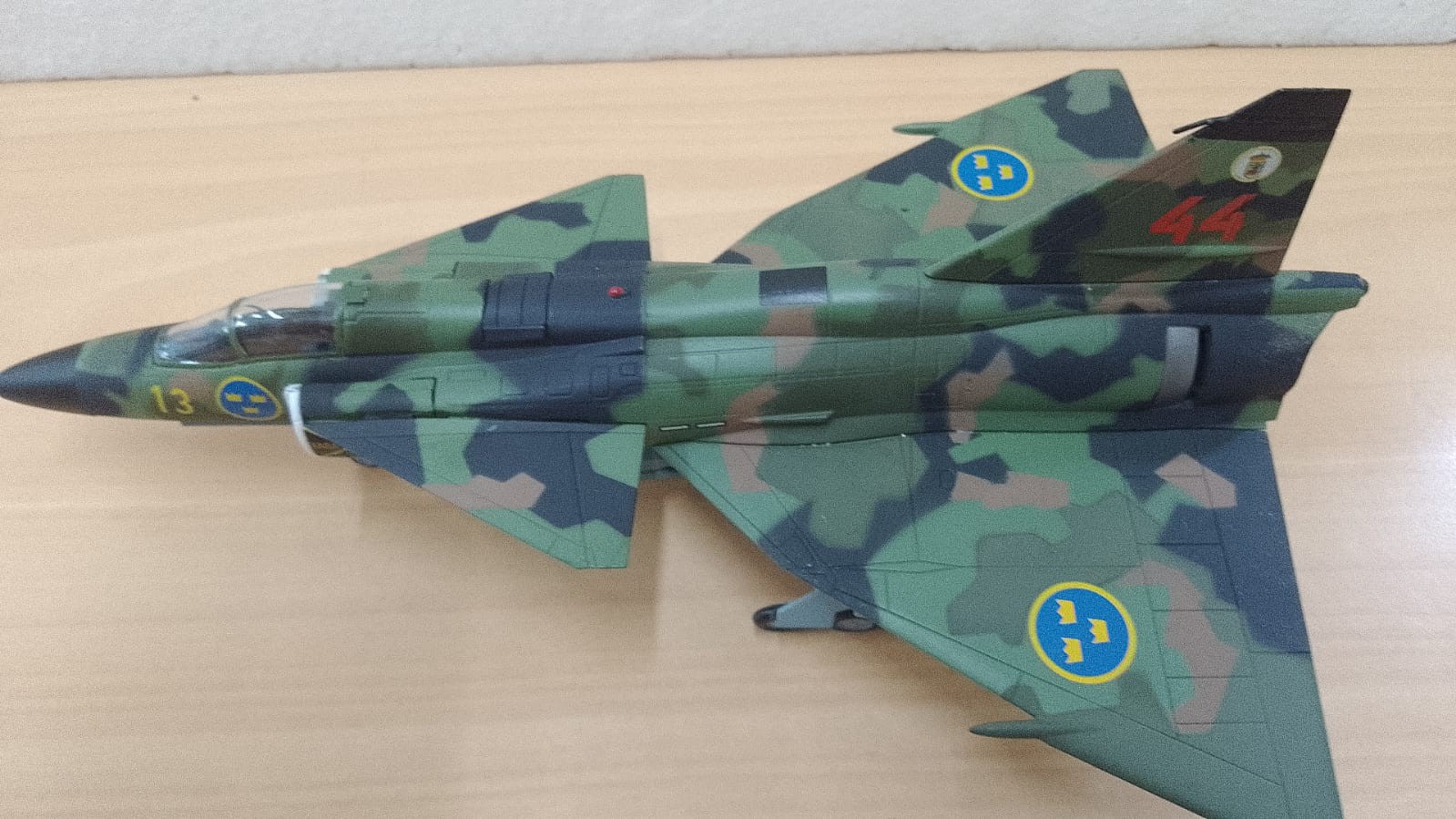 Jatos de Combate - Saab JA37 Viggen (Suécia) - 1/72 (Sem caixa) - HTC - MODELISMO