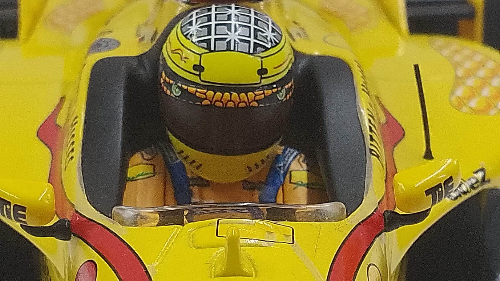 Minichamps - Jordan 197 Peugeot (Sem Caixa) - 1/18 - HTC - MODELISMO