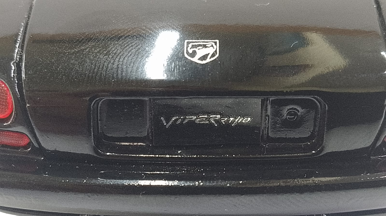 Burago - Dodge Viper SRT-10 (sem caixa) - 1/24 - HTC - MODELISMO