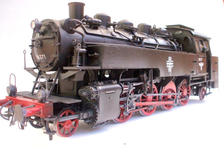 TRUMPETER - Dampflokomotive BR86 - 1/35 - HTC - MODELISMO