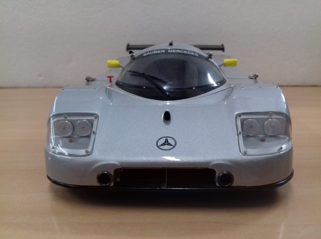 Exoto - Sauber C9 Mercedes-Benz Esporte Protótipos 1989 - 1/18 - HTC ...