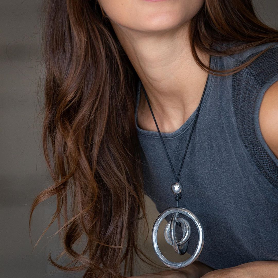 COLARES EXCLUSIVOS E MODERNOS - Alumi Joias Contemporâneas