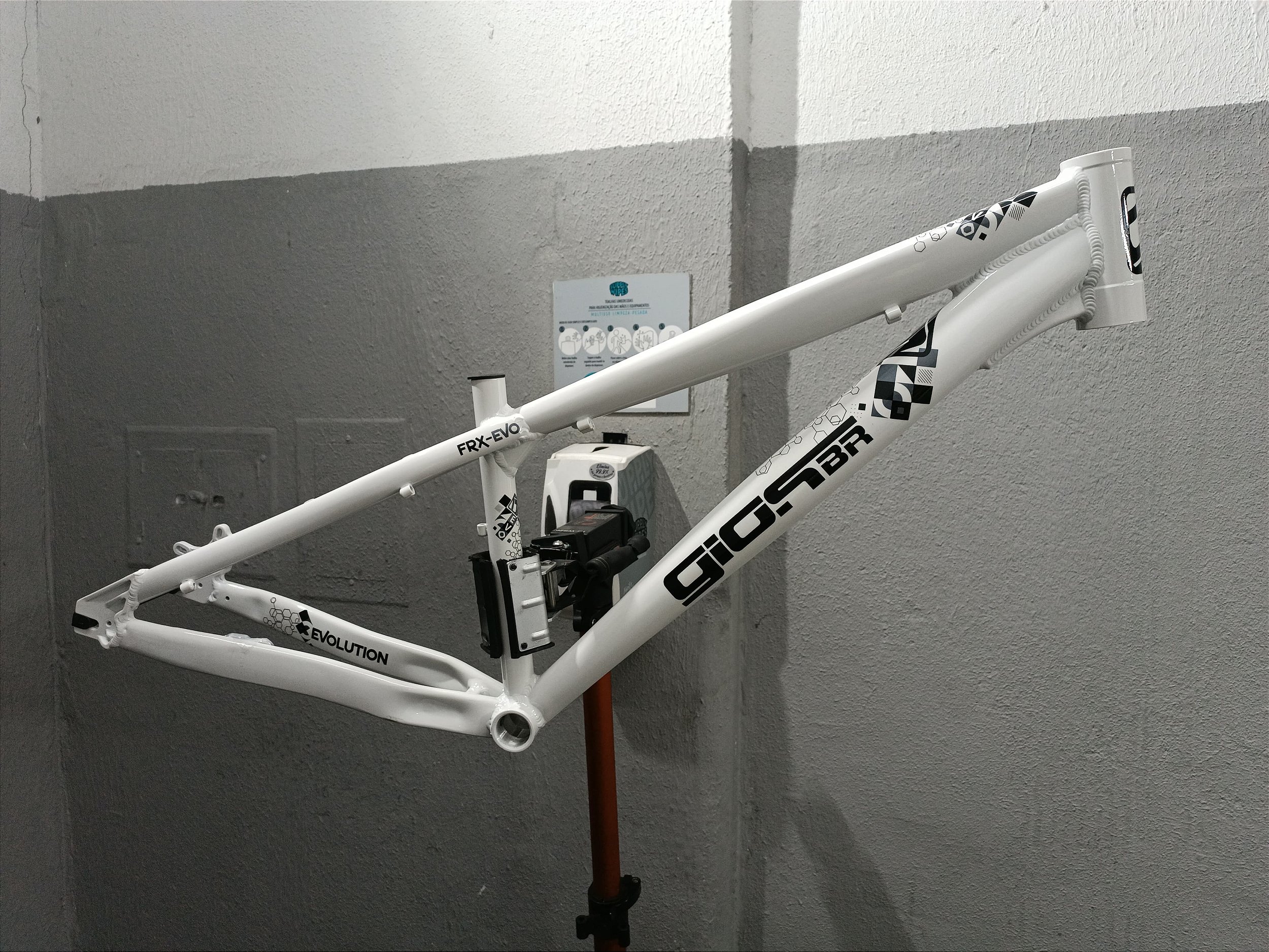 Quadro Gios FRX Evo Aro 26 Horizontal - Cicles Jaime