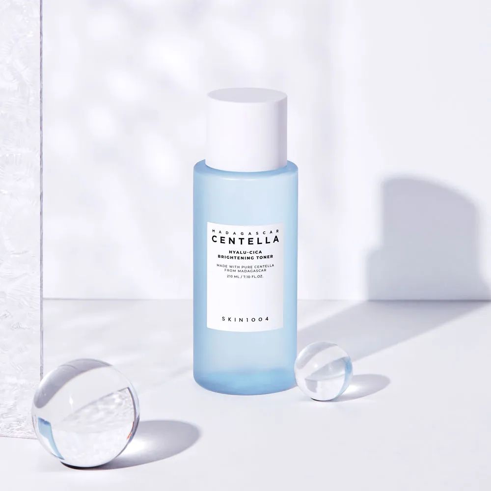 Tônico Hyalu-Cica Brightening Toner Skin1004 - Lily Makeup - Lily ...