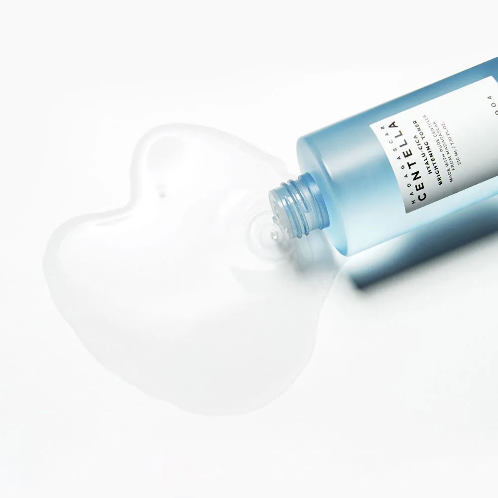 Tônico Hyalu-Cica Brightening Toner Skin1004 - Lily Makeup - Lily ...