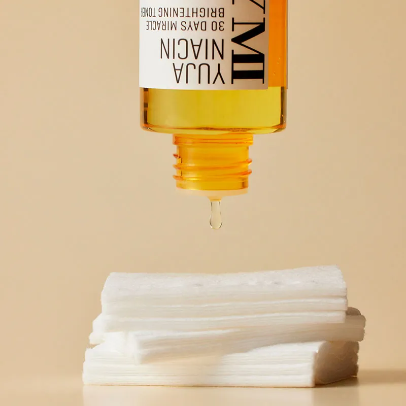 Tônico Facial Iluminador Yuja Niacin Some by Mi - Lily Makeup - Lily ...