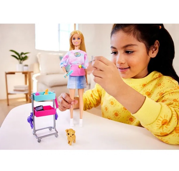 Boneca Barbie Malibu Estilista de Cabelo HNK95 - Mattel - Happily ...