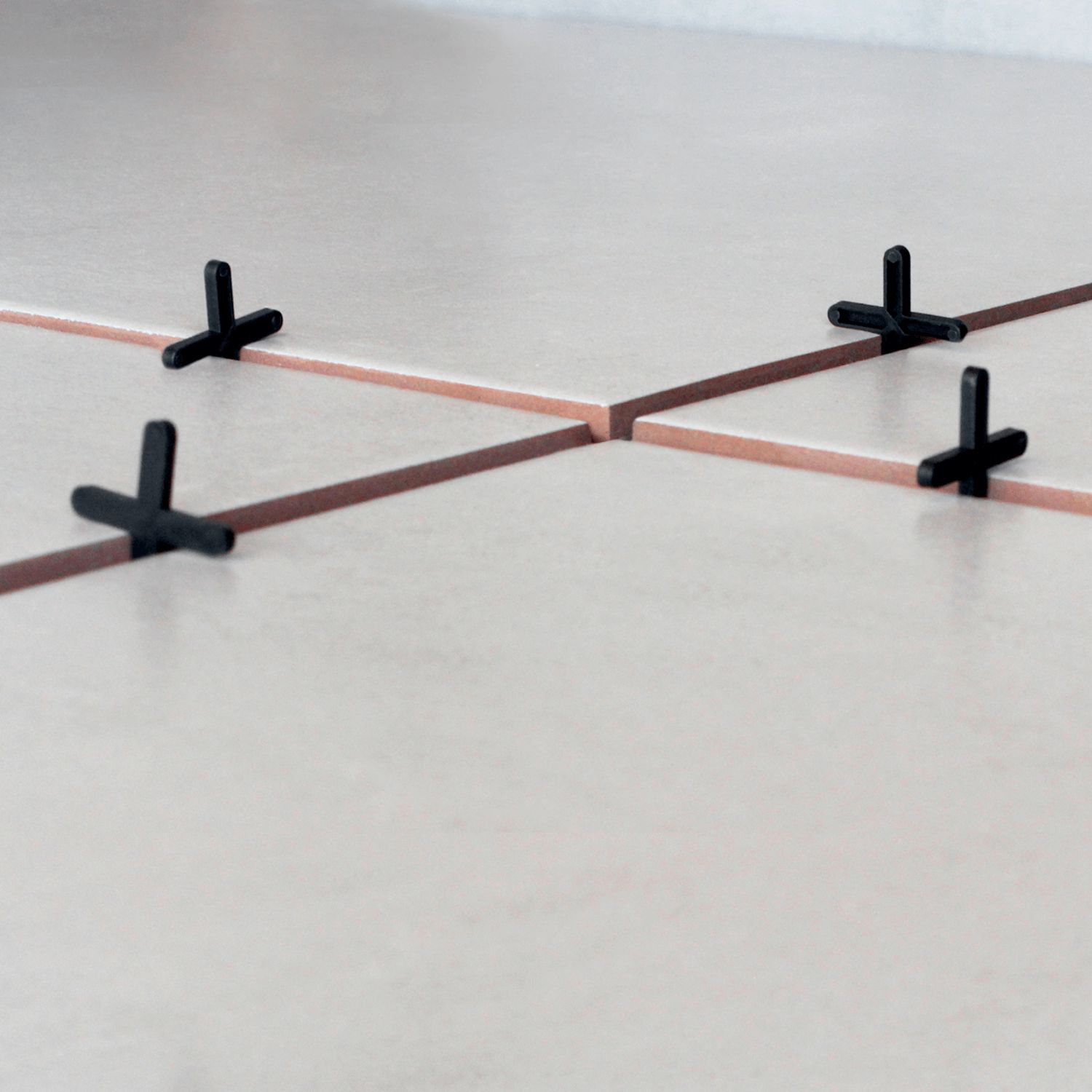 Espaçador de Piso (Cruzeta Preta) 100 Peças - Compre Aqui! - Inove Sua Obra