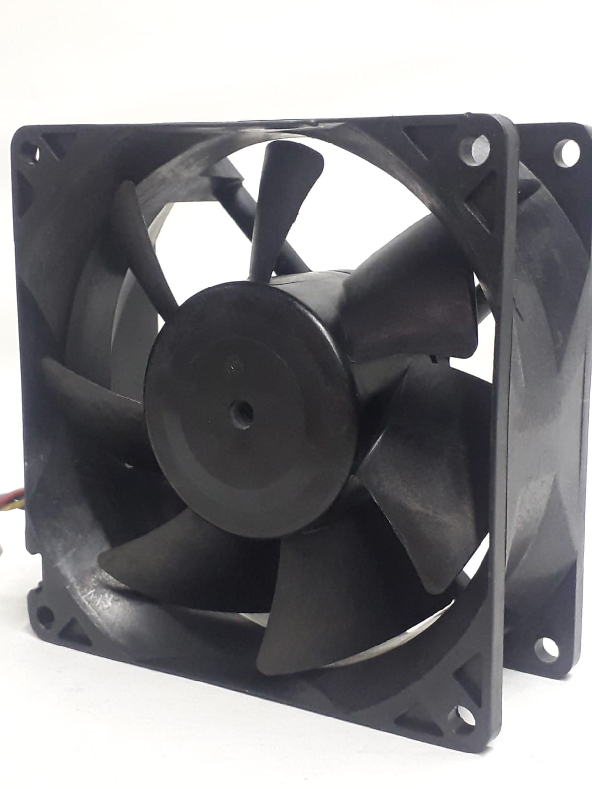 Cooler Fan Nidec 12v 1A 90x90x38mm M M35556-35 C/PWM 4 fios e conector ...