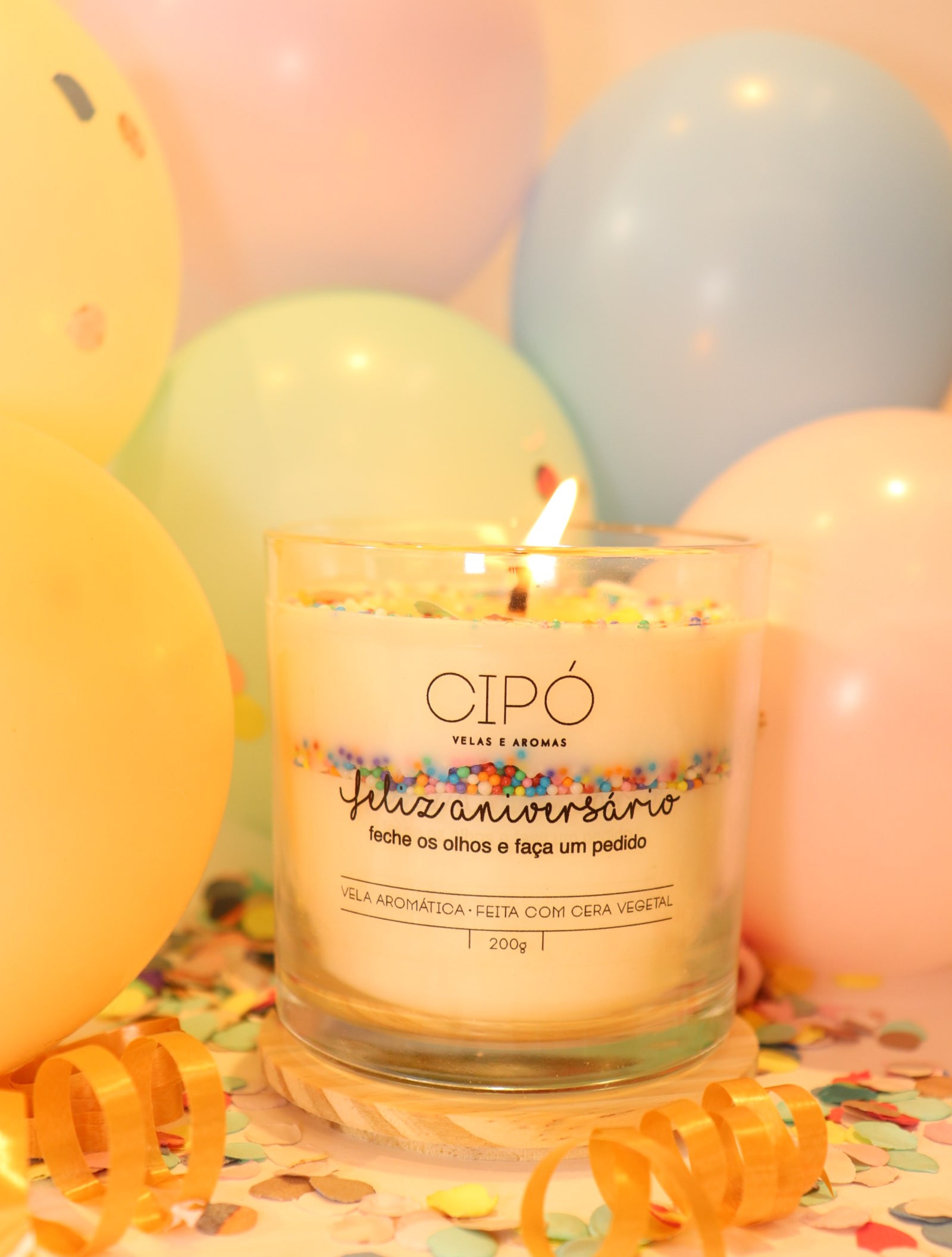 Vela Feliz Aniversário (200g) - cipovelasearomas