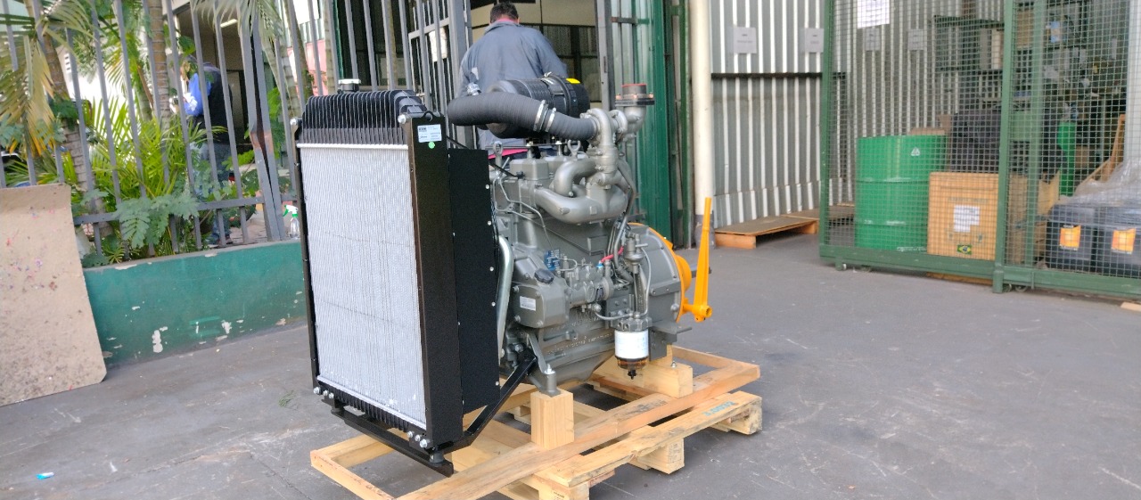 Motor de Aplicações Especiais - Solução em Injeção e Peças para Motor a ...