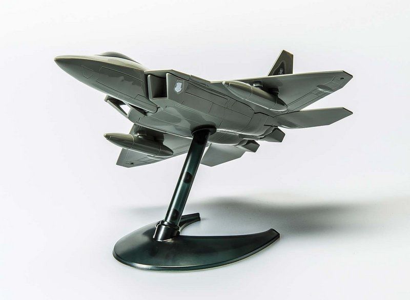 AIRFIX QUICK BUILD - F-22 RAPTOR - HTC ATACADO