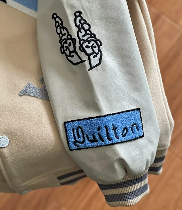 Jaqueta LOUIS VUITTON Blouson Varsity Multi-Patches Mixed - Encomenda ... Jaqueta LOUIS VUITTON Blouson Varsity Multi-Patches Mixed - Encomenda ...
