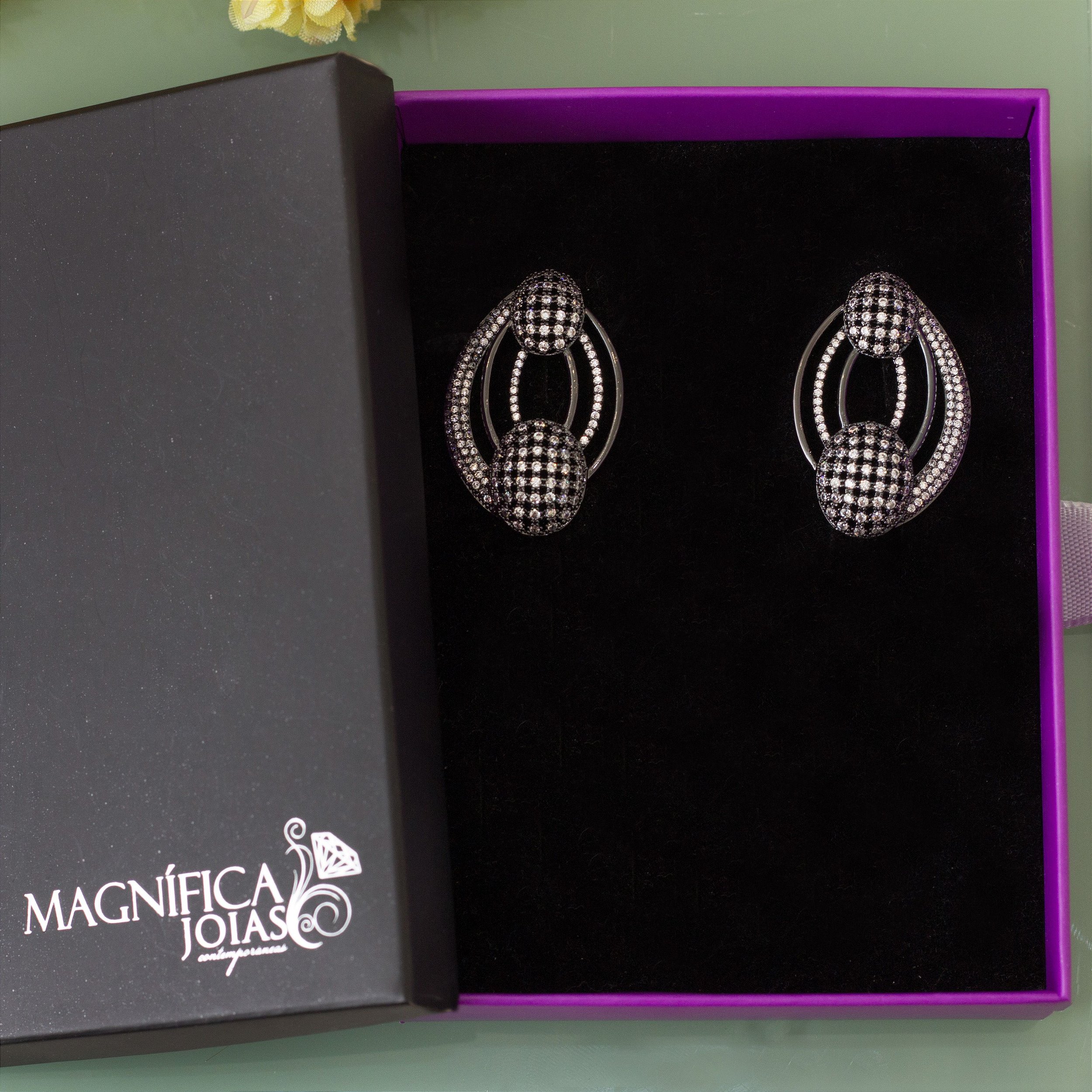 Brinco ródio negro cravejado com zircônias - Magnifica Joias ...