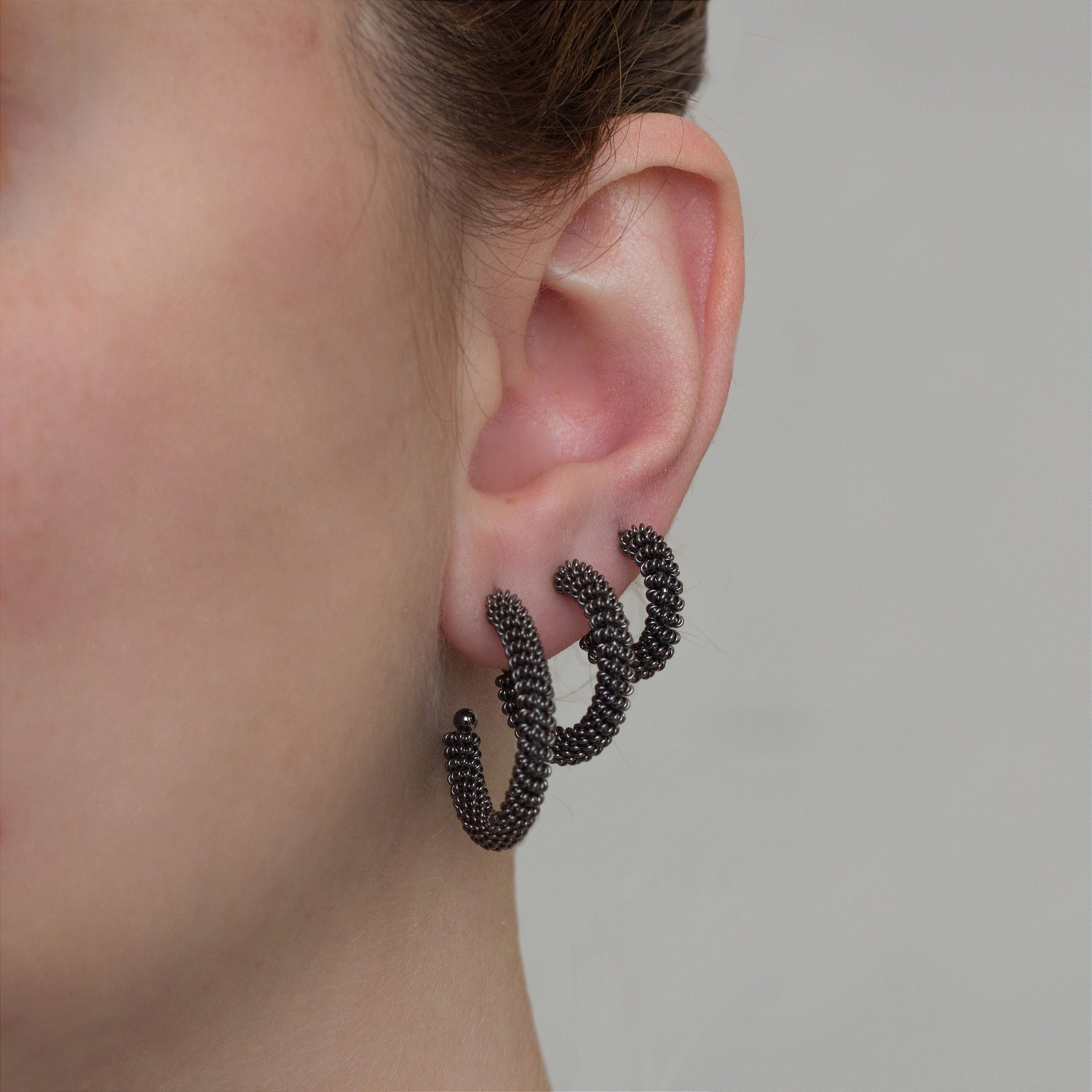 Trio de argola ródio negro granitado - Magnifica Joias - Magnífica ...