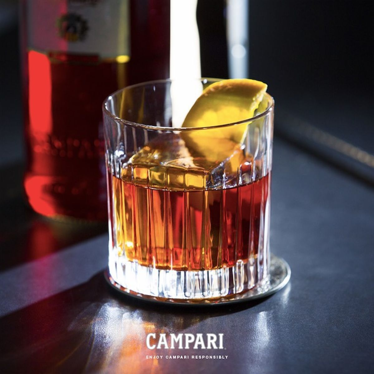 Aperitivo Bitter Campari Italiano Importado Original 1L - Emporio Campo ...