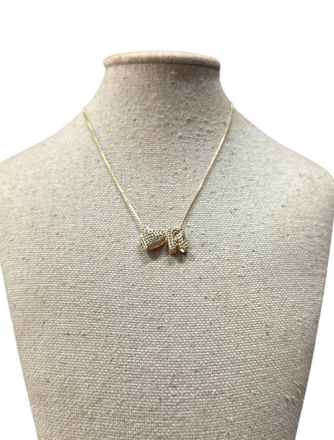 Colar Folheado - Dourado Coração | Letra R - RR MAKES - LOJA VIRTUAL