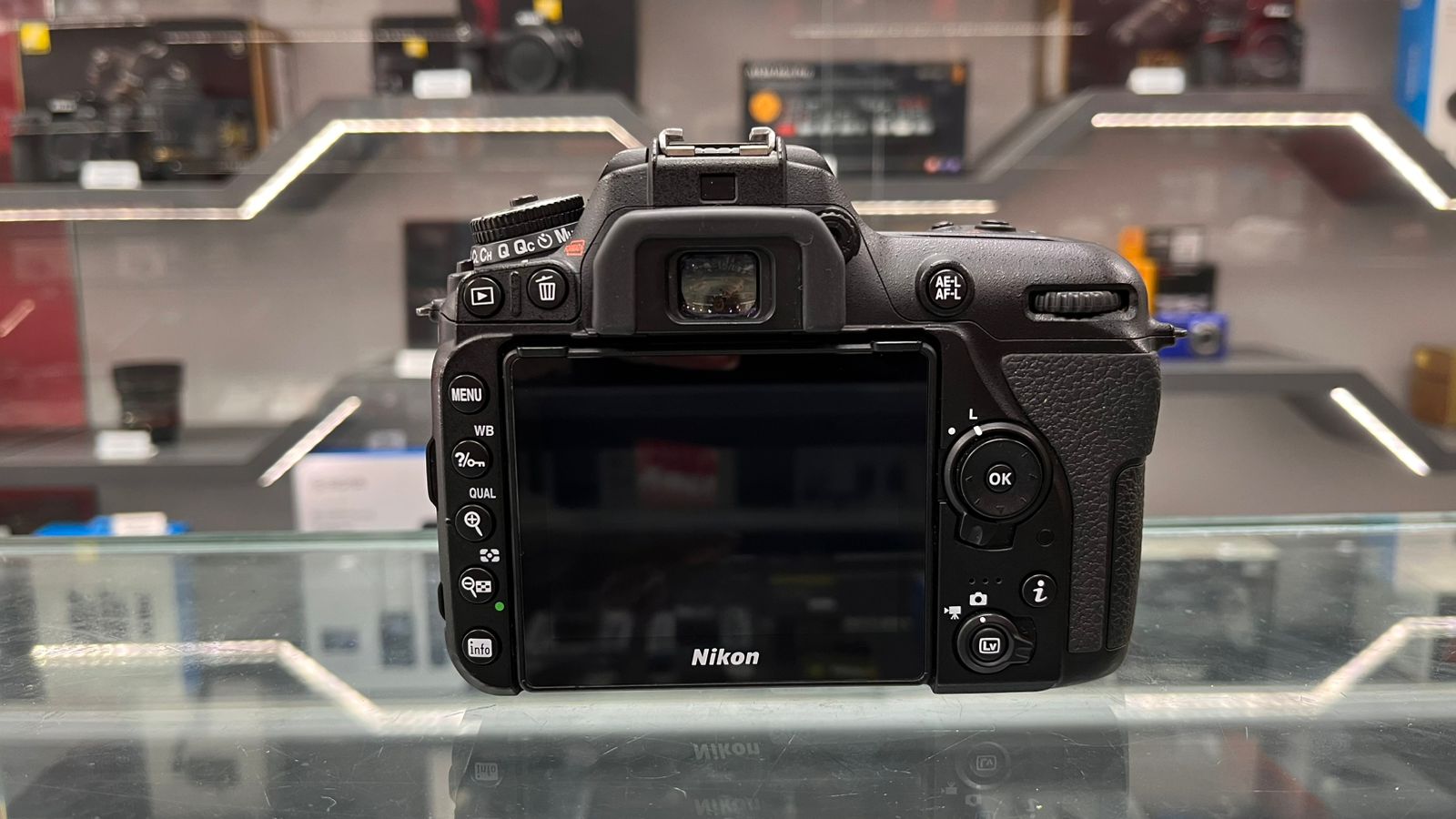 Camera Nikon D7500 Corpo c/Aprox 156k de Cliques - Usada - Loja Câmera ...