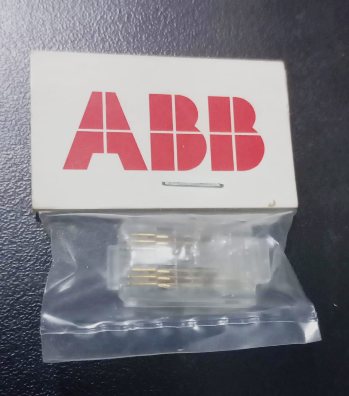 3AUA0000024884 Conector Rj45 - ABB - Loja Alpha Sistemas Elétricos