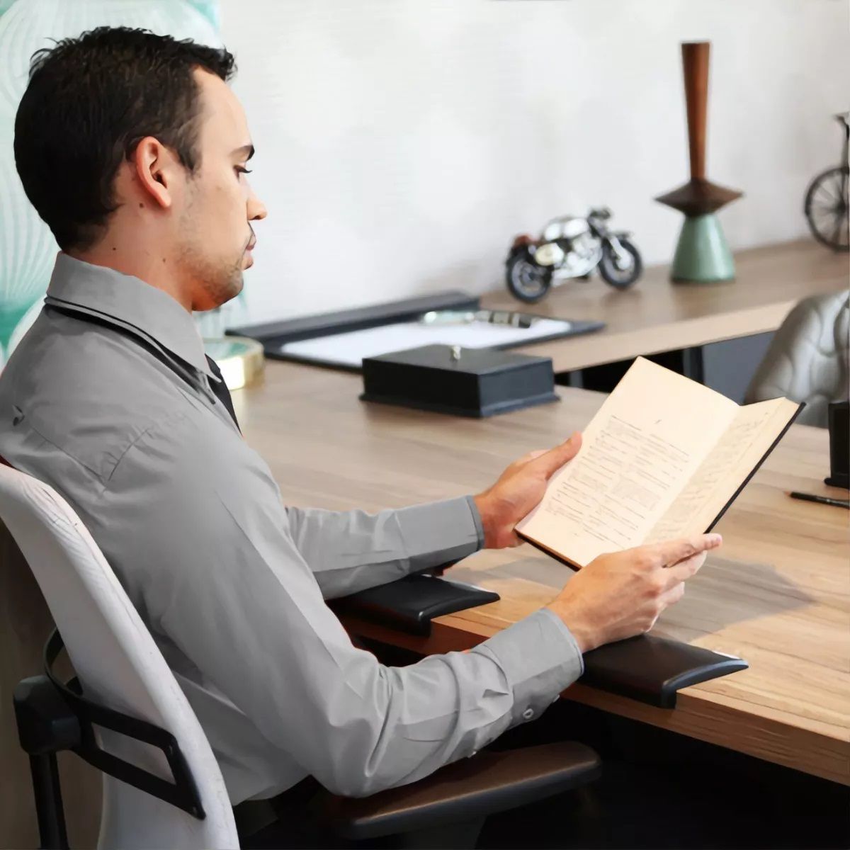 Apoio Ergonômico Para Antebraço Quebra Quina Preto - Equipamentos de ...