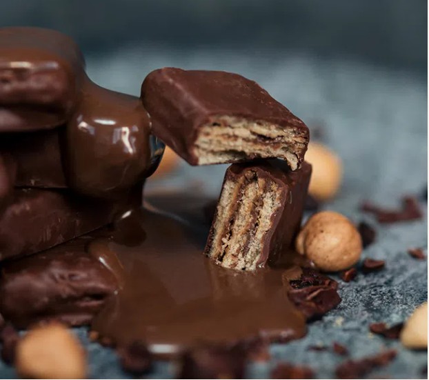 Wafer Recheado Creme de Avelã e Cobertura de Chocolate - Tamaru Gourmet