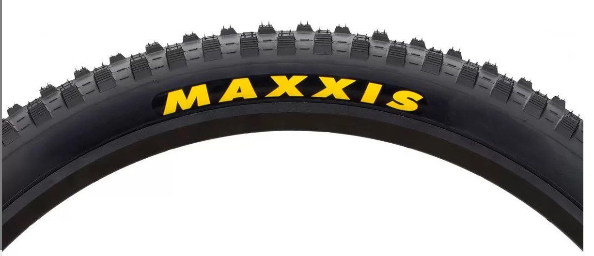 Pneu Bicicleta 27.5 x 2.40 Maxxis Shorty Enduro DH Downhill Cravos Altos - XCO Bikes