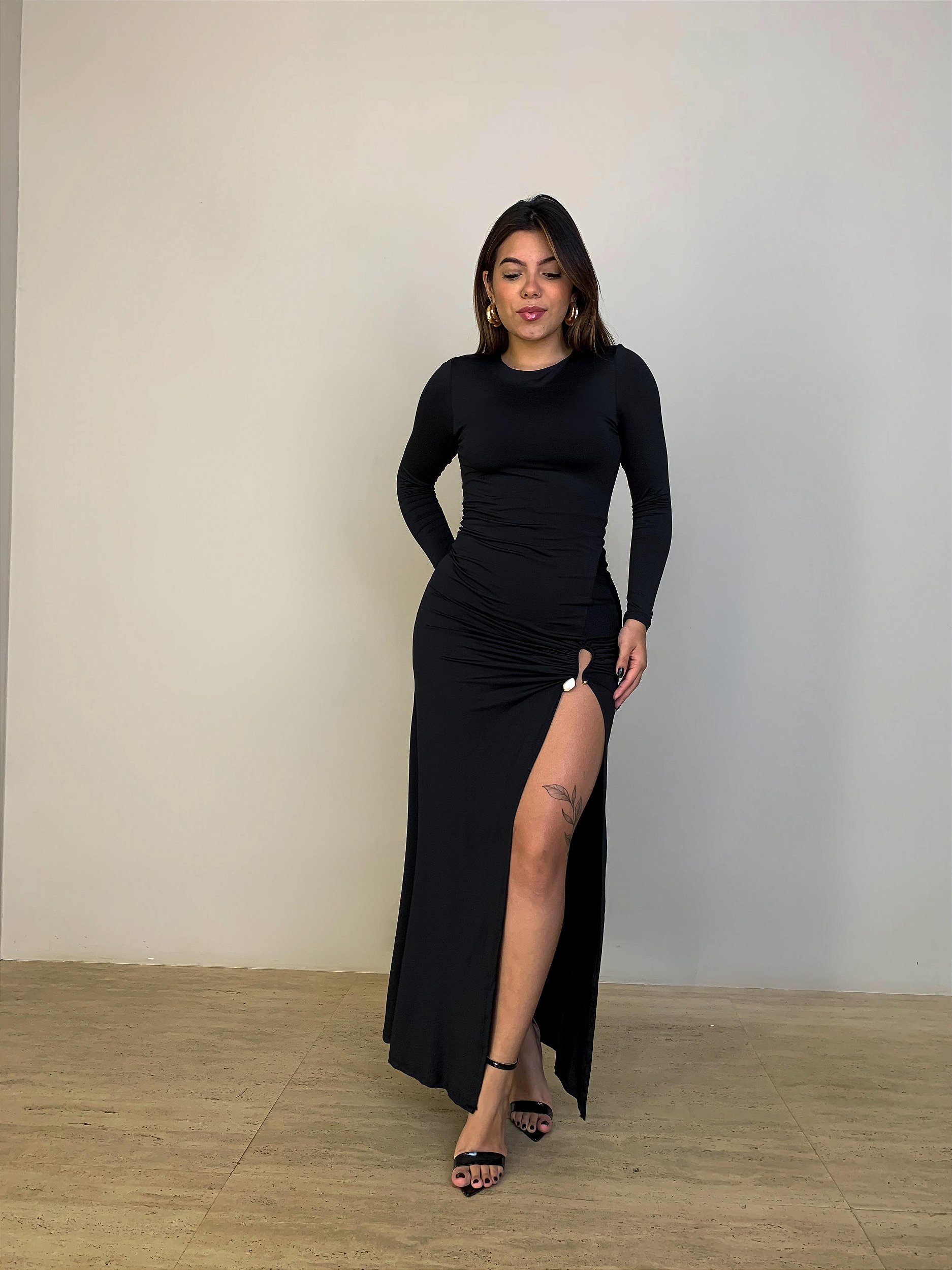 Vestido Longo Sabrina Preto - Isa Baldo | Loja de Roupas Femininas Online - Moda Feminina