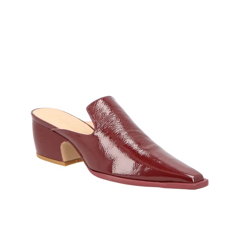 Mule Bico Fino Salto Médio Luiza Barcelos - Essencial e Viva Bela