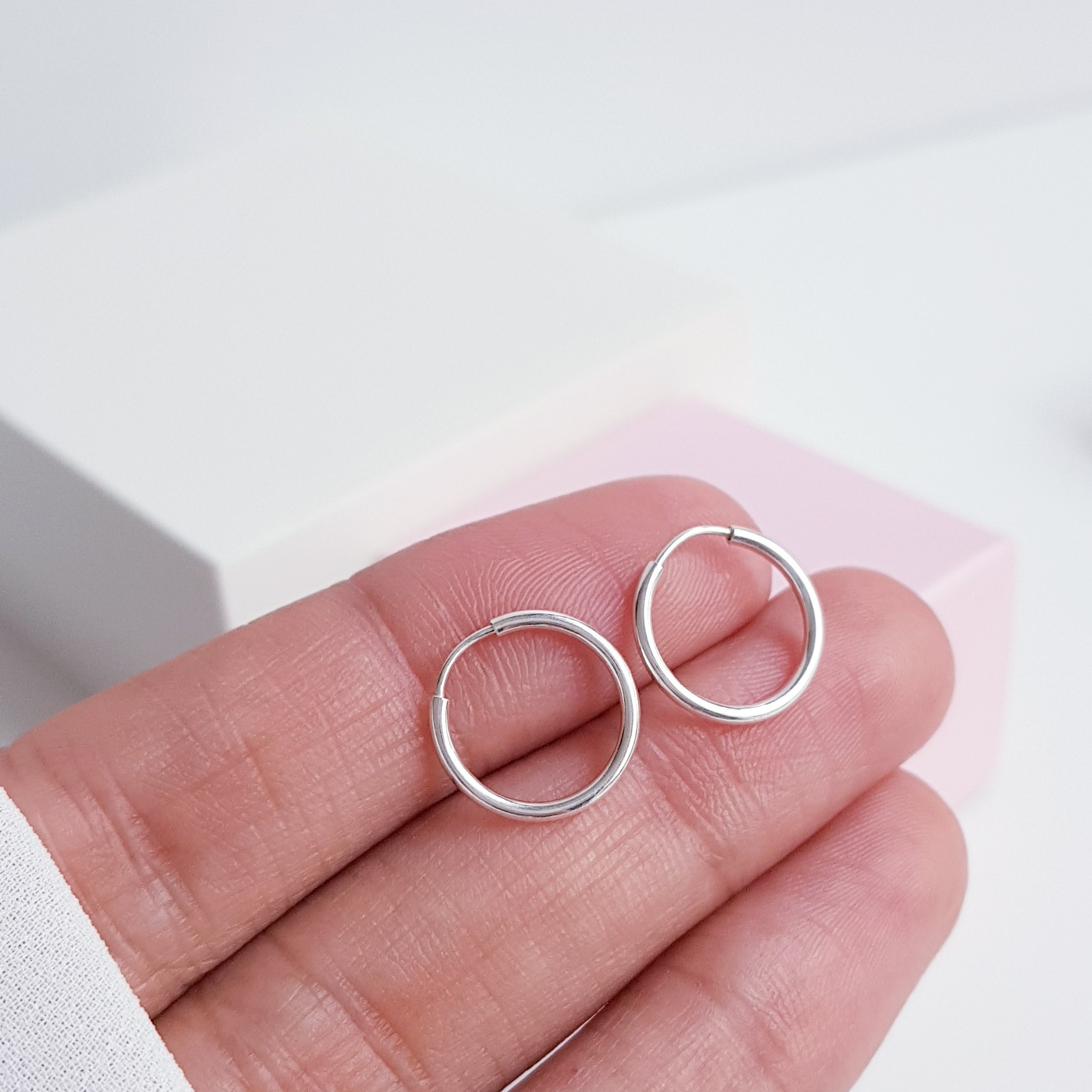 Argola Lisa 13mm Prata 925 da Rosa Claro Acessórios em Prata - Rosa Claro Acessórios ...