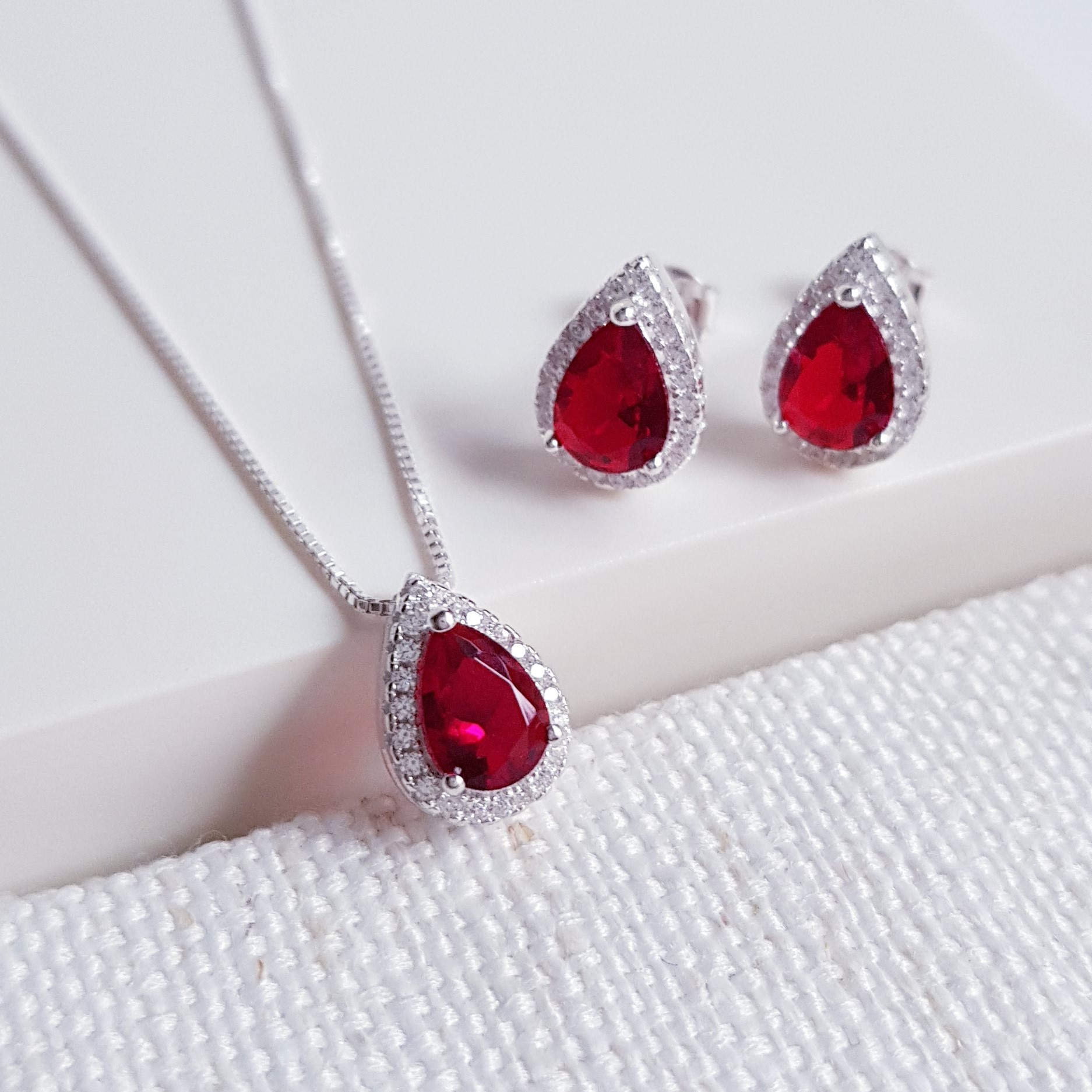 Conjunto Joias Zirconia Vermelha Cravejada da Rosa Claro Prata 925 - Rosa Claro Acessórios ...