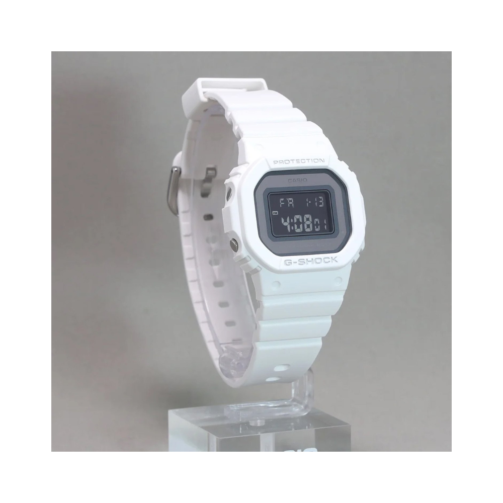 Relógio Casio G-Shock Unissex Branco Digital GMD-S5600-7DR - Moment ...
