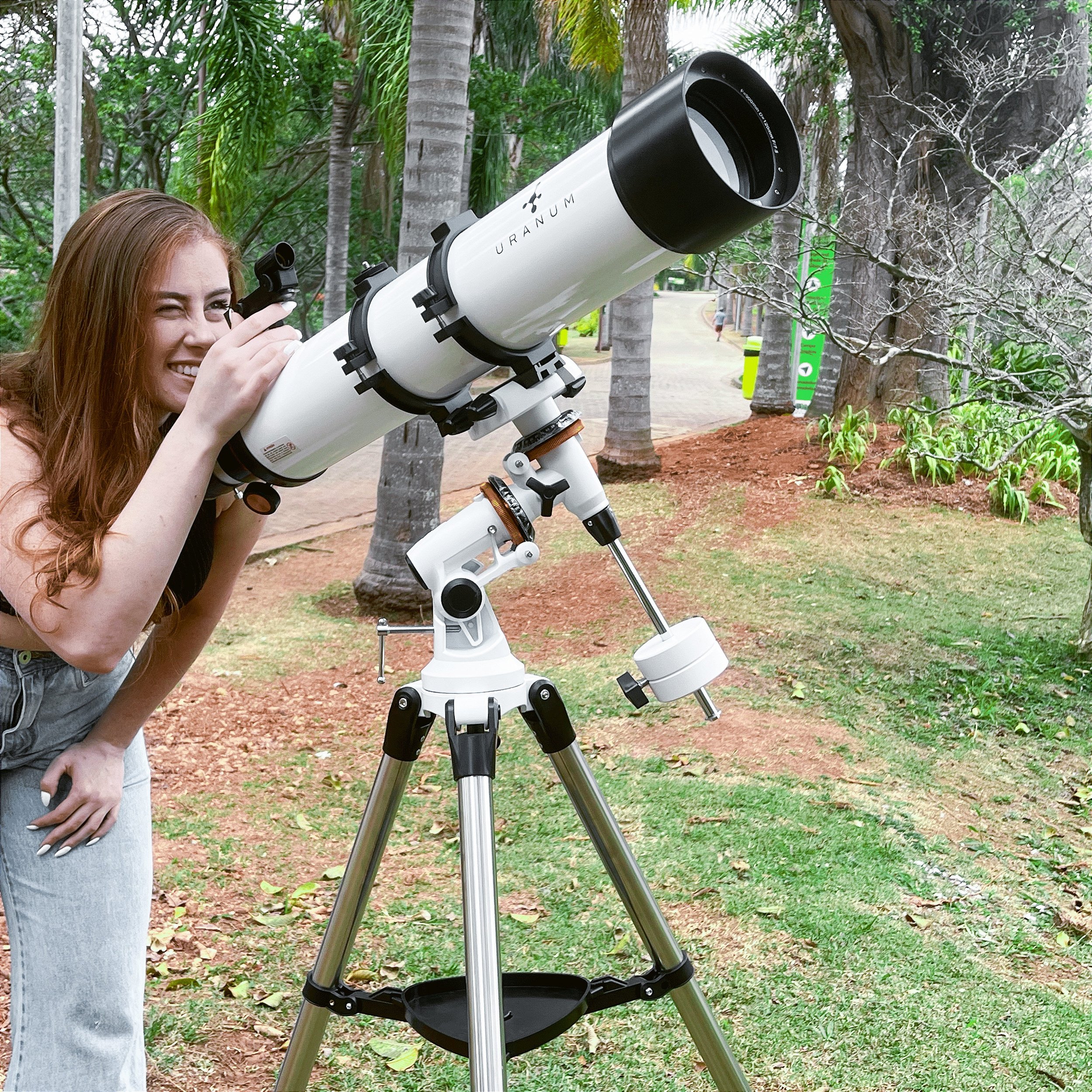 Telescópio 120/900mm Refrator Aries 2 Com Base Equatorial e Oc. Plossl ...