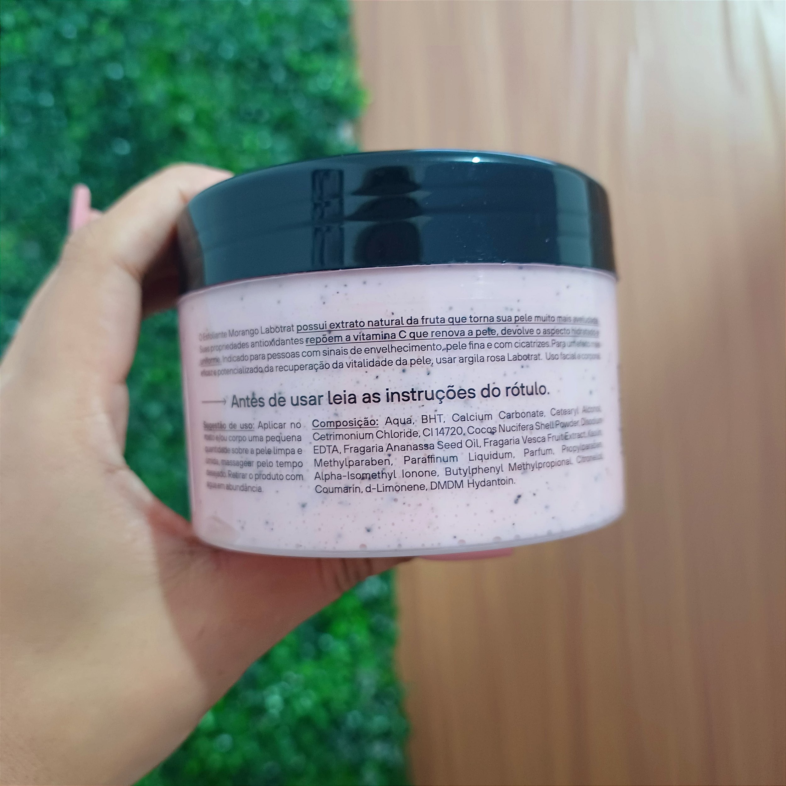 Esfoliante Rosto e Corpo Morango Labotrat 300g - sabrinaamarastore