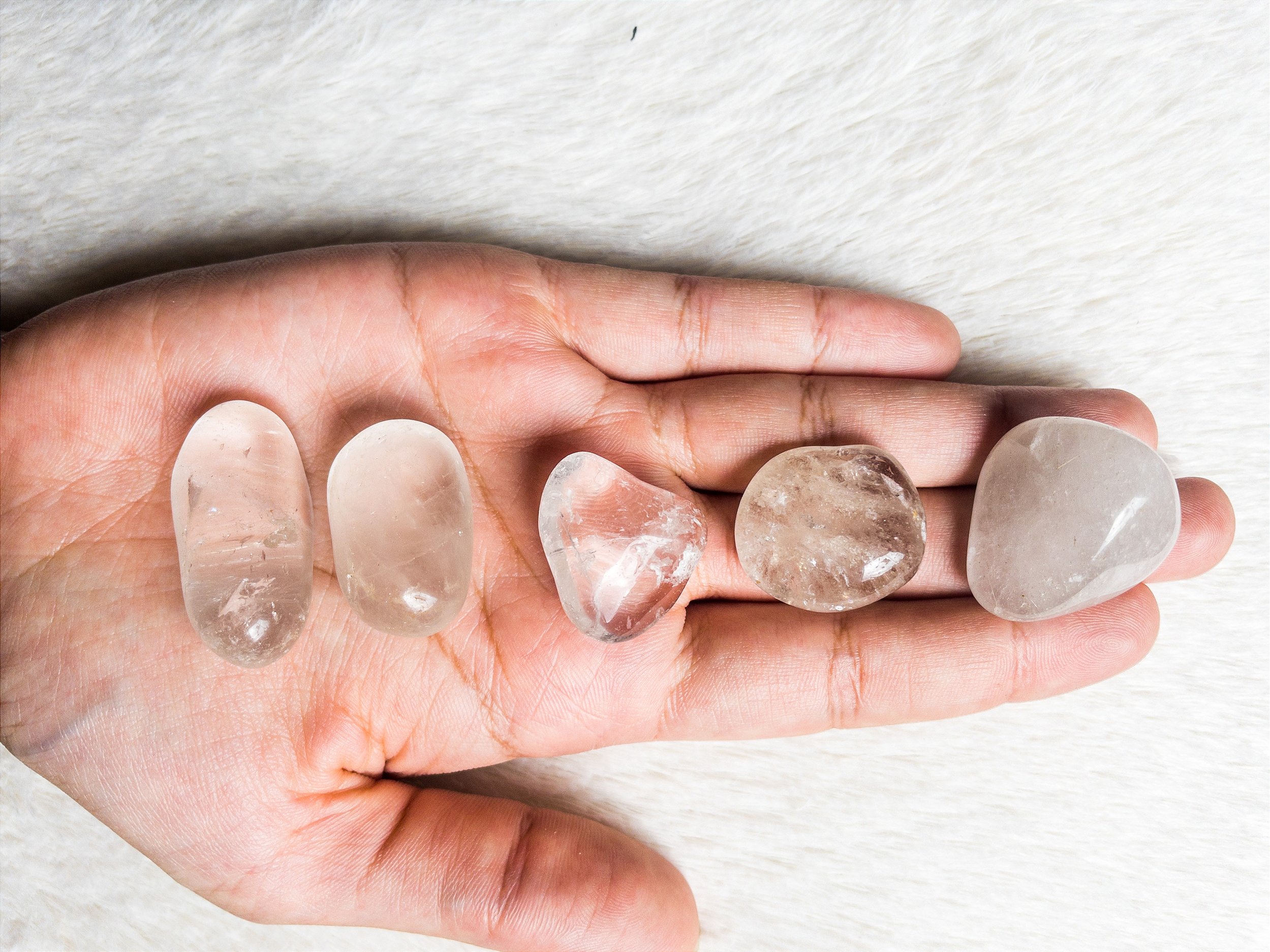 Quartzo Transparente Rolado - Pedra da Amplificação | Crista - Loja de ...