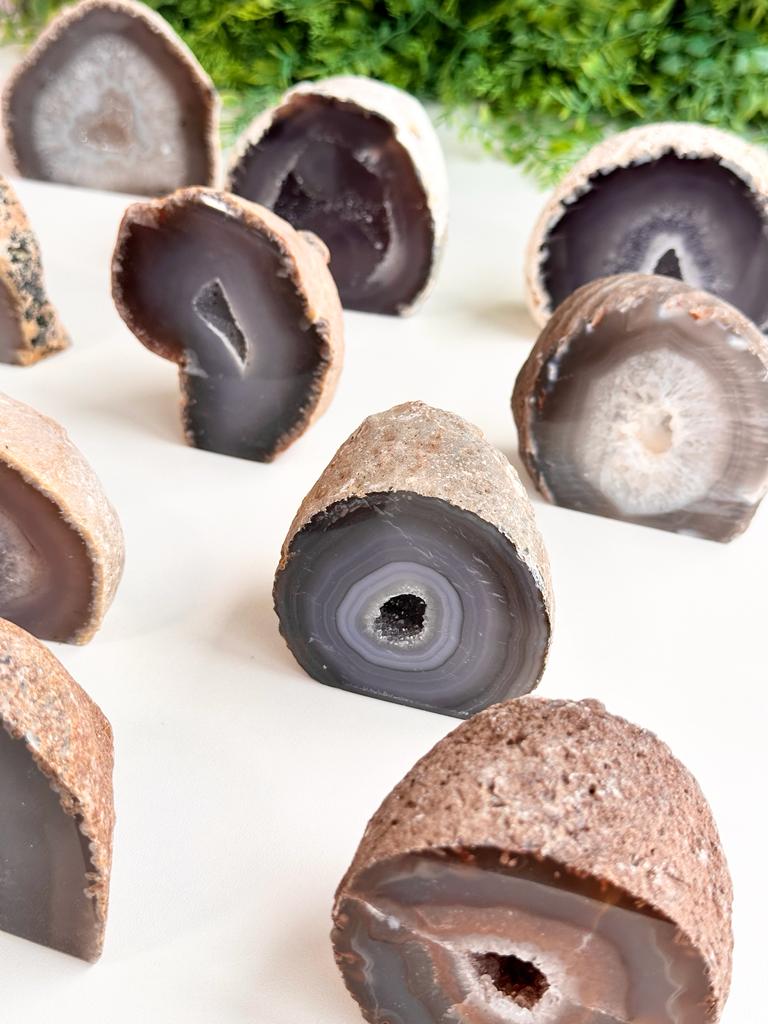 Geodo de Ágata Intuitivo M - Pedra da Sorte - Sagrada Magia