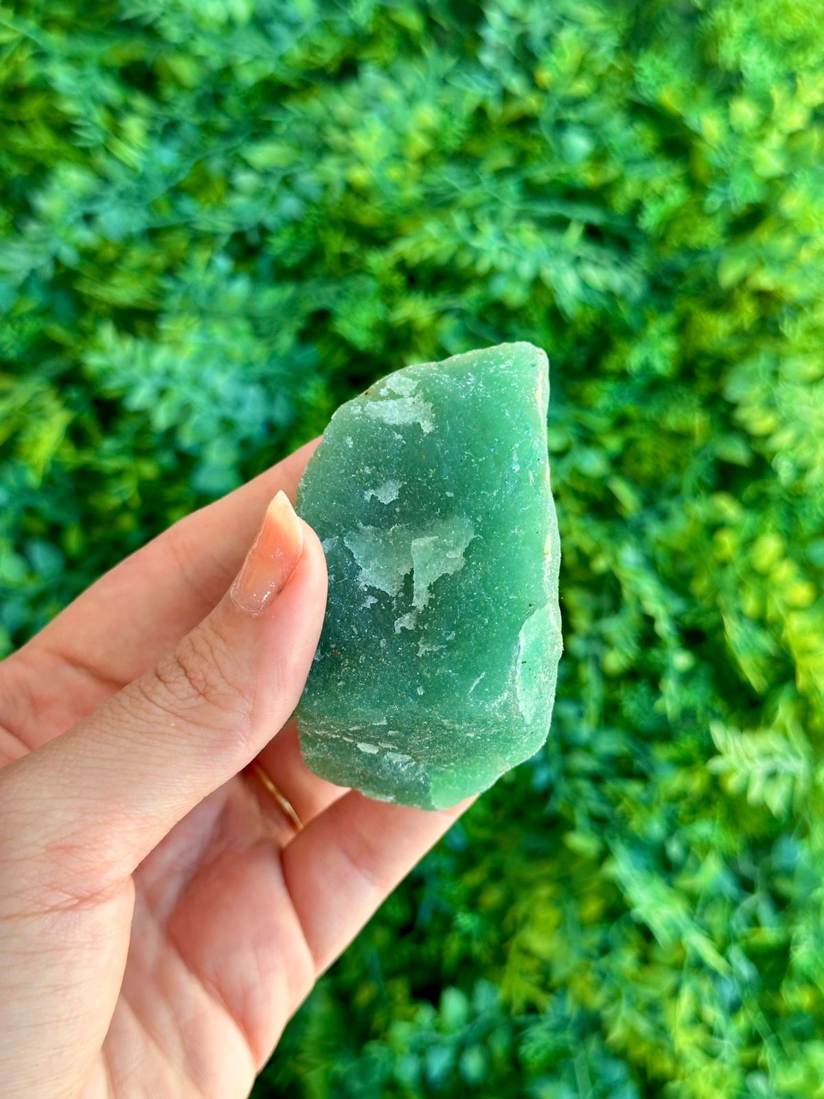 Quartzo Verde Bruto G - Saúde e Equilíbrio emocional - Sagrada Magia