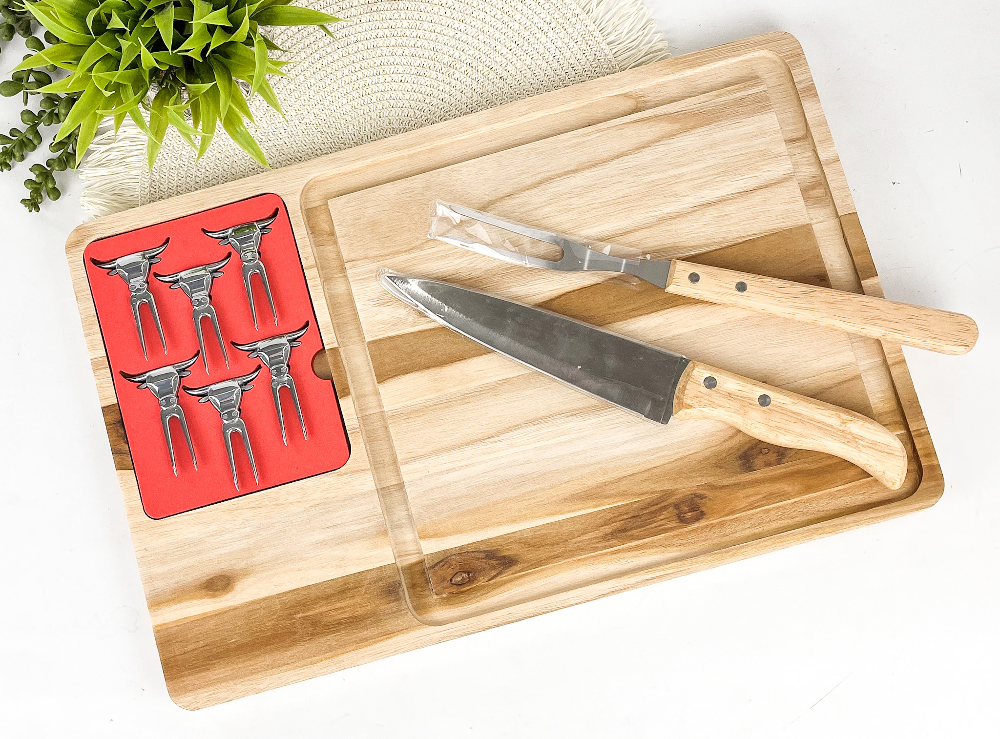 Kit Churrasco - Tábua Teca C/ 6 Garfinhos e Faca e Garfo Personalizado ...