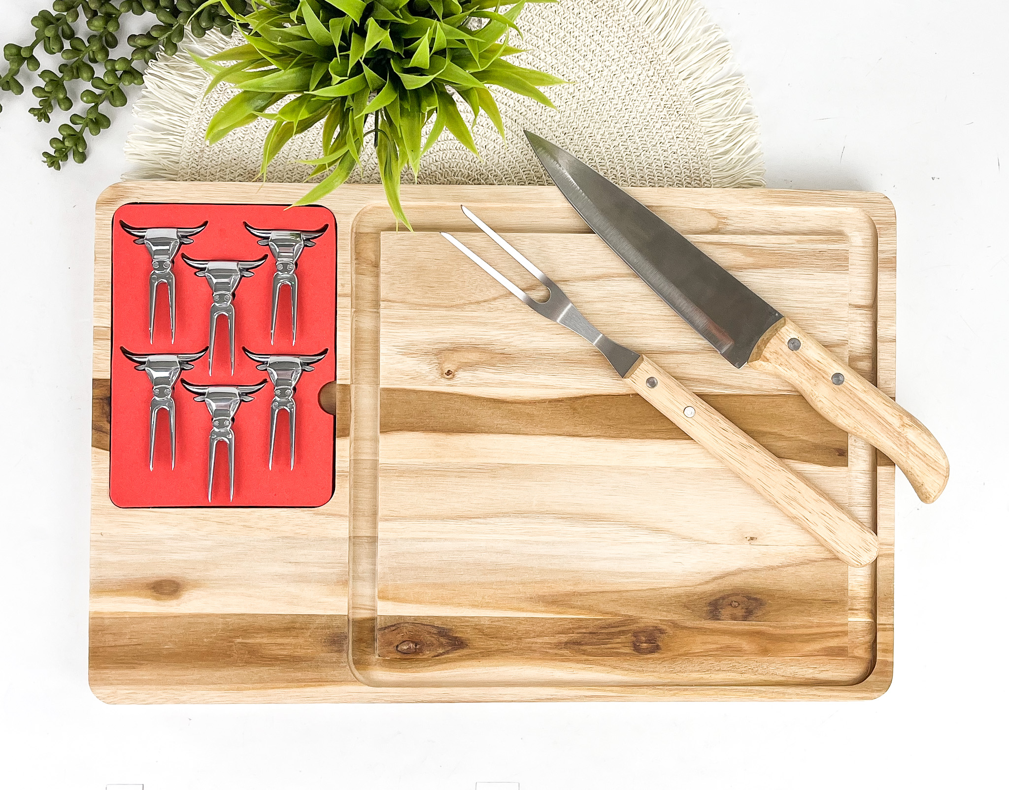 Kit Churrasco - Tábua Teca C/ 6 Garfinhos e Faca e Garfo Personalizado ...